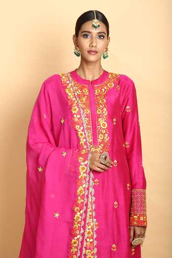 Buy Pink Kurta Embroidery Thread Mandarin Collar Zari Set For Women by ...