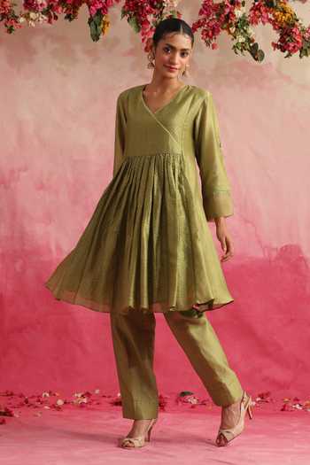Buy Kumudani Chanderi Silk Anarkali & Pant Set by Weaver Story at Aza ...