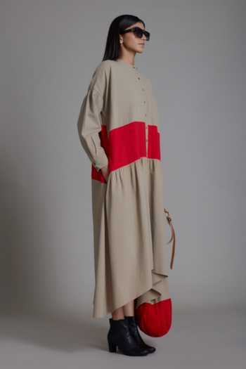 Buy Mati Red Cotton Band Collar Color Block Dress Online | Aza Fashions