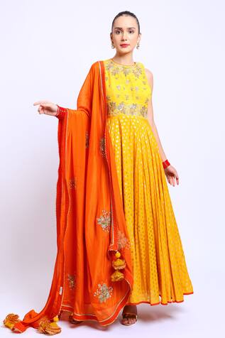 Nikasha | Designer Sarees, Gowns, Lehengas | Aza Fashions