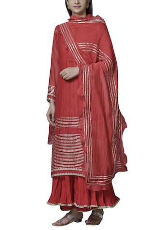 Buy Aksh Red Chanderi Embellished Kurta Set Online | Aza Fashions