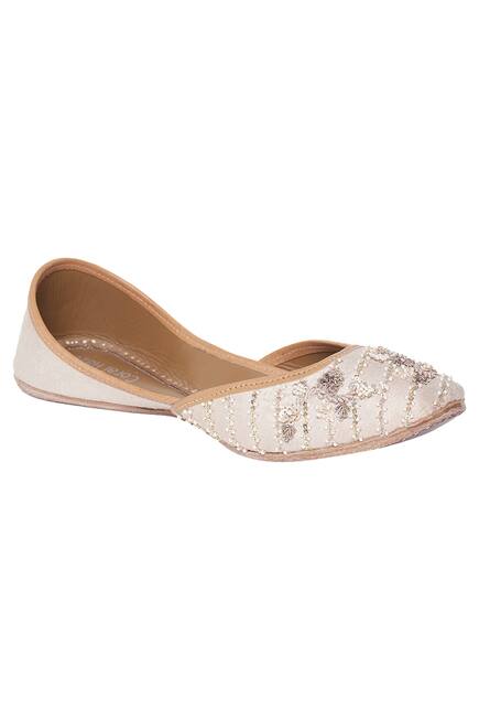 Buy Coral Haze Beige Silk Embroidered Juttis Online | Aza Fashions