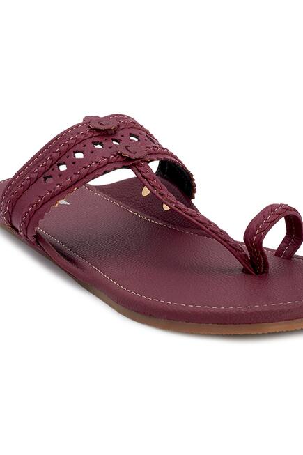 Buy The Madras Trunk Purple Leather Braided Kolhapuri Flats Online ...