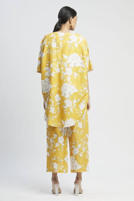 Buy Linen Bloom Yellow Linen Printed Jacket Online | Aza Fashions