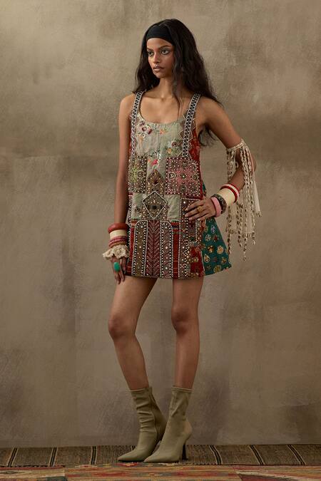 Aseem Kapoor | Designer Sarees, Lehengas, Kurta Sets | Aza Fashions