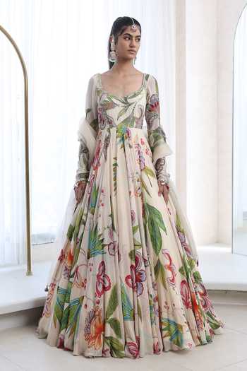 Mahima Mahajan | Designer Menswear and Womenswear Collection