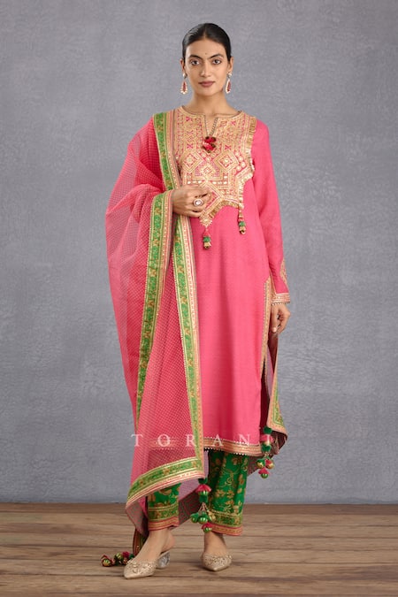 Buy Pink Slub Silk Embroidery And Print Rang Raas Paakizah Phiran Kurta ...