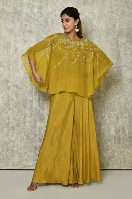 Buy Pink Top Organza Embroidered Thread Round Cape And Sharara Set For ...