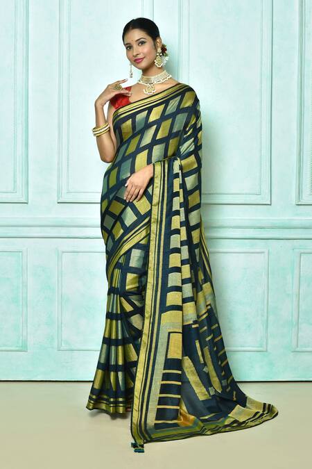 Buy Green Soft Silk Woven Geometric Pattern Saree For Women by Nazaakat ...