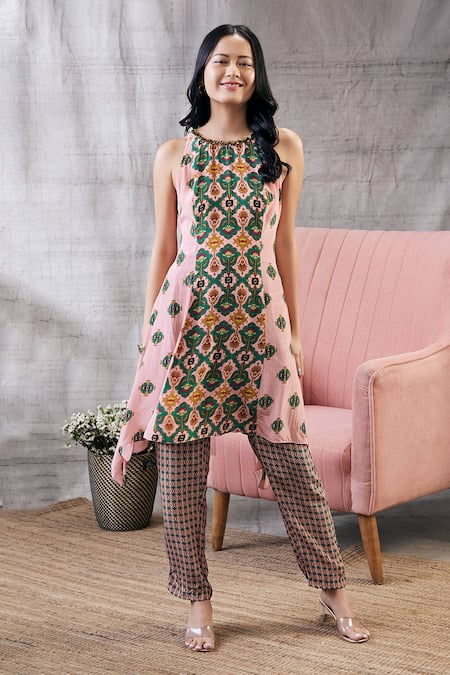 Buy Multi Color Crepe Printed Botanical Boat Neck Taahira Kurta And ...