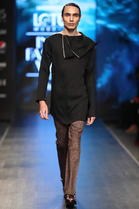 Buy Manoviraj Khosla Black Polynosic Draped Kurta Online | Aza Fashions