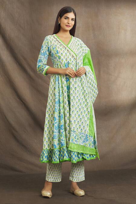 Buy Green Cotton Printed Floral V Neck Angrakha Anarkali Set For Women ...