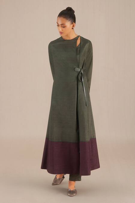 Buy Green Rose Silk Plain Round Neck Inas Full Sleeve Kurta Pant Set ...