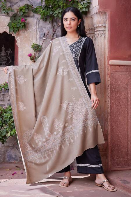 Buy Beige Embroidery Sozni Flower Mandala Pashmina Shawl by Toosh ...