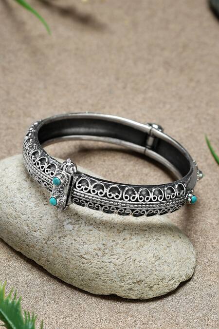 Buy Blue Turquoise Stone Baroque Kada by Mero Jewellery Online at Aza ...
