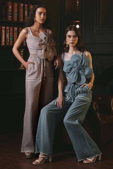 Buy Pink Soft Cotton Linen Embroidery 3d Floral Square Izzy Bustier And ...