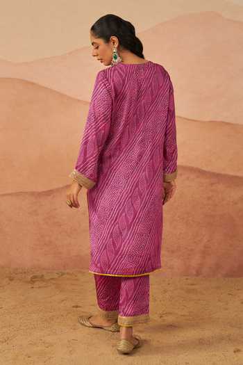 Buy Pink Cotton Sequins, Embroidery Raas Bandhani Phiran Kurta And ...