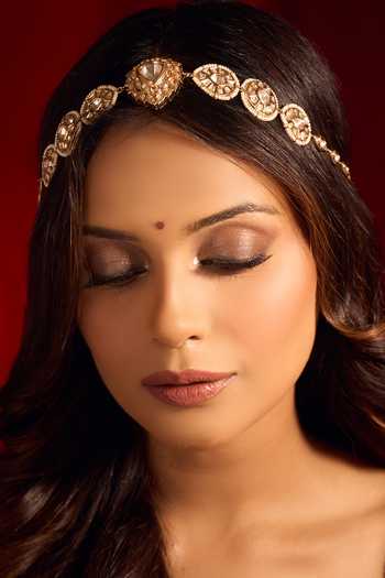Buy White Kundan Brass Mathapatti by Samyukta Singhania Online at Aza ...