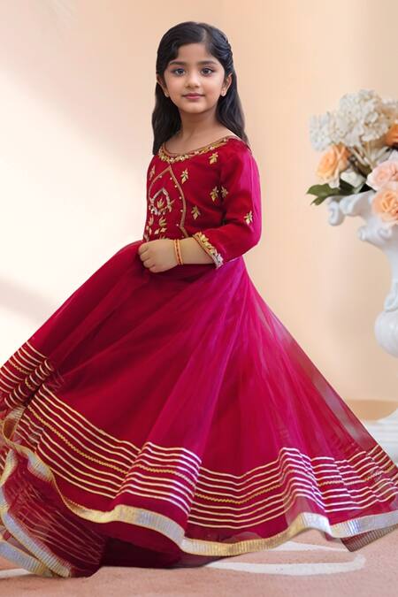 Buy Magenta Net Gota Patti, Metallic Thread, Zari Work Lehenga With ...