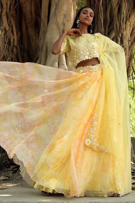 Buy Yellow Organza Tie Dye Lehenga Set For Women By Surbhi Gupta Online