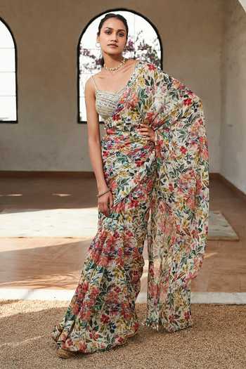 Basanti – Kapde Aur Koffee | Designer Kurta Sets, Lehengas and ...
