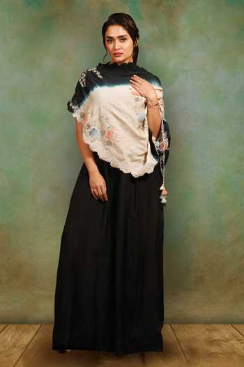 Garo | Designer Sarees, Gowns, Lehengas | Aza Fashions