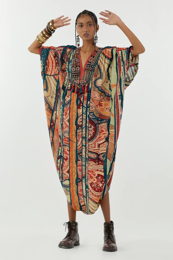 Aseem Kapoor | Designer Sarees, Lehengas, Kurta Sets | Aza Fashions