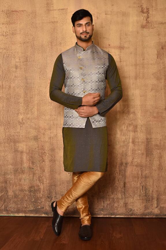 Buy Nazaakat by Samara Singh Grey Art Silk Floral Jaal Pattern Bundi ...