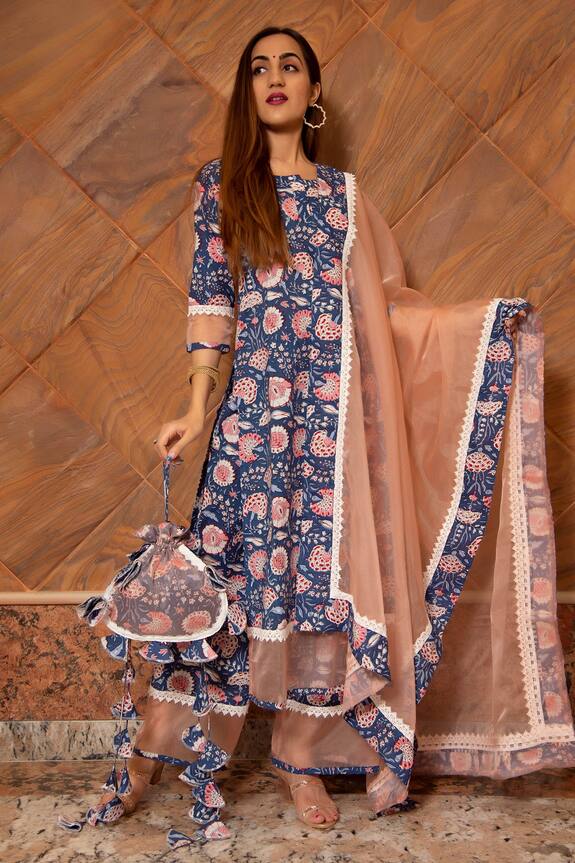 Buy Pomcha Jaipur Blue Sarika Cotton Floral Print Kurta Pant Set Online ...