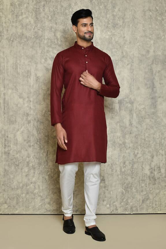 Buy Naintara Bajaj Maroon Cotton Blend Solid Kurta Set Online | Aza ...
