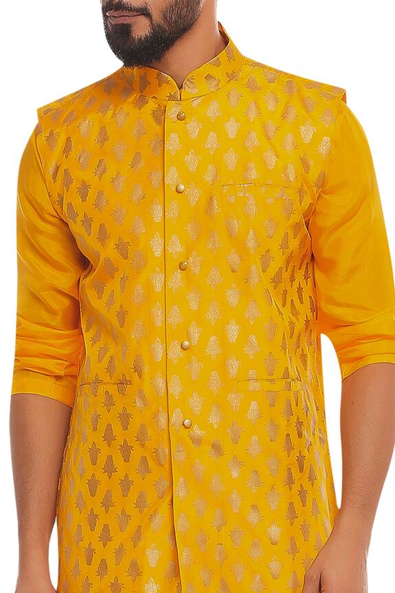 Buy Masaba Yellow Kalash Motif Print Bundi With Kurta And Salwar Online ...