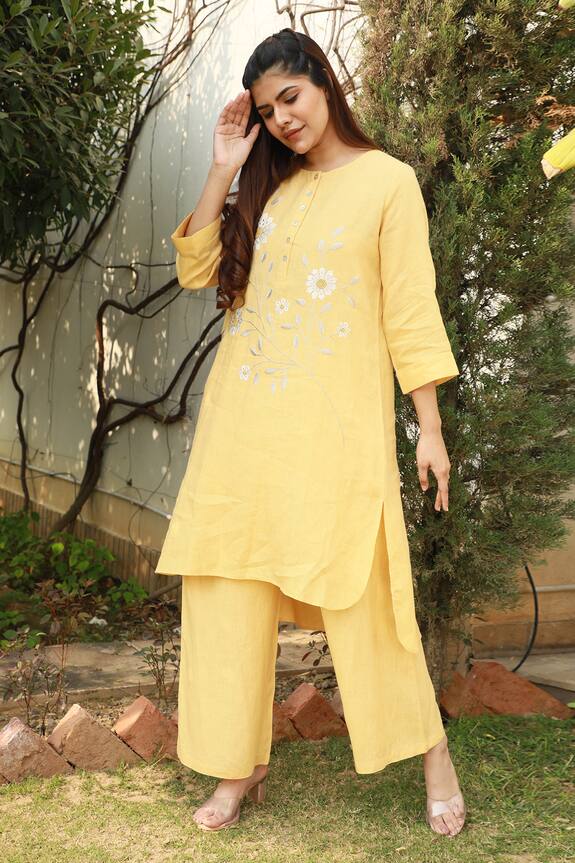 Buy Linen Bloom Yellow Linen Tunic Online | Aza Fashions