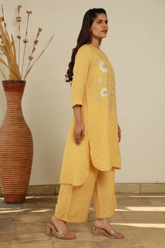 Buy Linen Bloom Yellow Linen Tunic Online | Aza Fashions