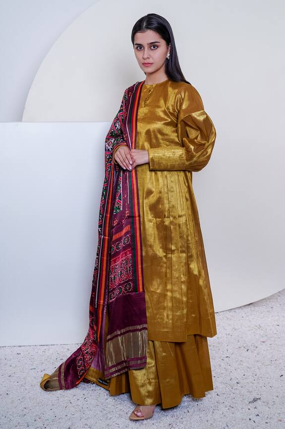 Buy Komal Shah Gold Tunic Tissue Gharara Set Online | Aza Fashions