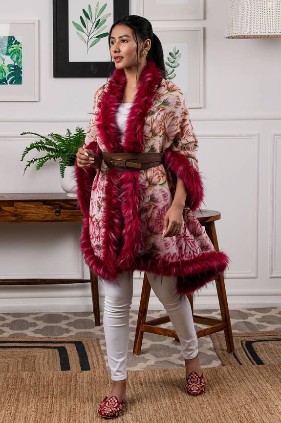 Buy Rhe-Ana Faux Fur Printed Shawl Online | Aza Fashions
