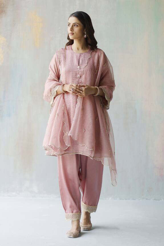 Buy Begum Pret Purple Organza Gulab Scallop Embroidered Dupatta Online ...