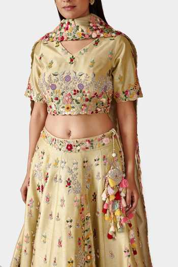 Buy Swati Narula Green Raw Silk Nazaha Floral Embroidered Lehenga Set ...