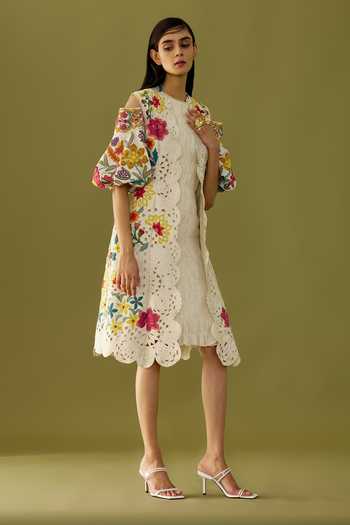 Buy Chandrima Ivory Kala Cotton Cold Shoulder Jacket Online | Aza Fashions