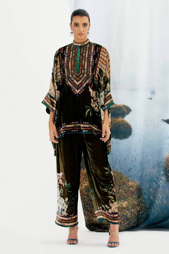 Buy Rajdeep Ranawat Green Permaz Silk Velvet Printed Pant Online | Aza ...