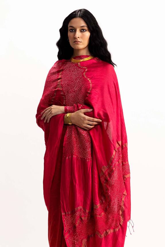 Buy Studio Medium Pink Lehar Handwoven Bengal Silk Jamban Saree Online ...