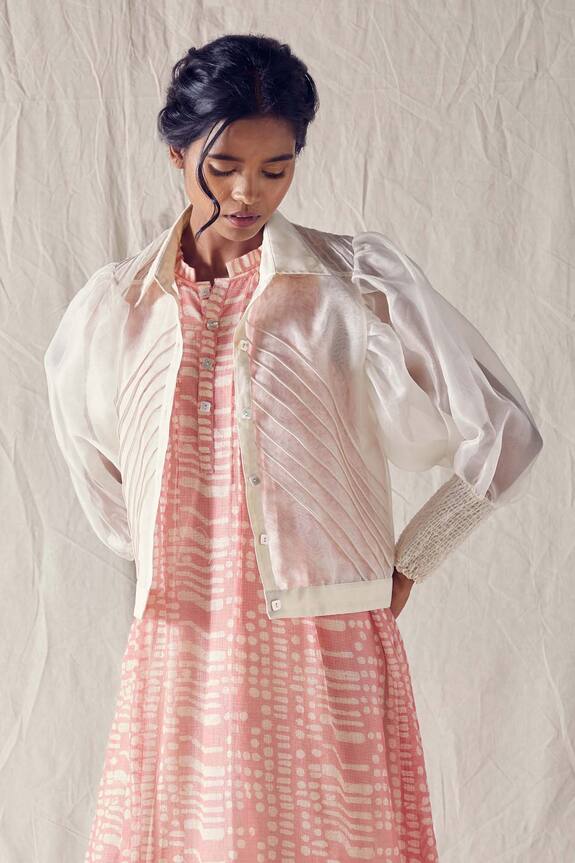 Buy Ek Katha White Silk Organza Pintuck Jacket Online | Aza Fashions