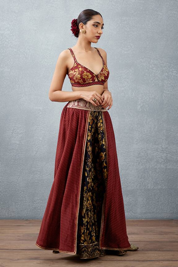 Buy Torani Black Silk Organza Gulghast Farhat Printed Chogha Set Online ...