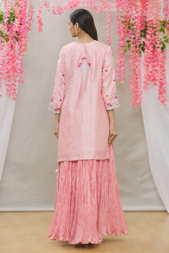 Buy Surbhi shah Pink Spun Silk Embroidered Kurta Set Online | Aza Fashions Buy Surbhi shah Pink Spun Silk Embroidered Kurta Set Online | Aza Fashions