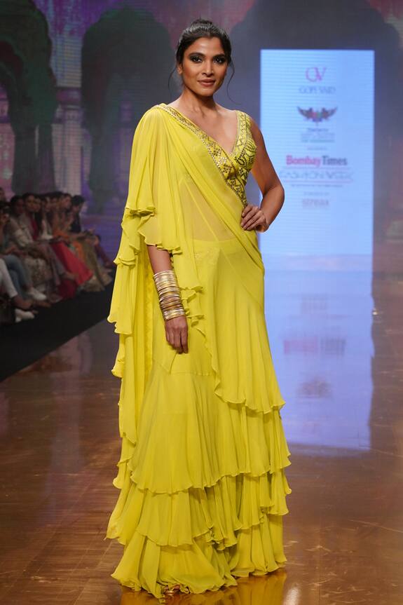 Buy Gopi Vaid Green Chiffon Abshar Pre-draped Saree With Blouse Online ...