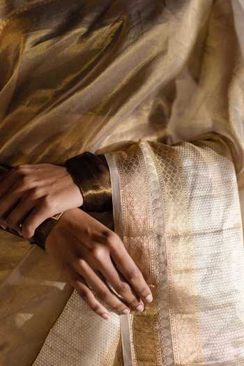 Buy Mimamsaa Ivory Coco Tissue Silk Saree Online | Aza Fashions