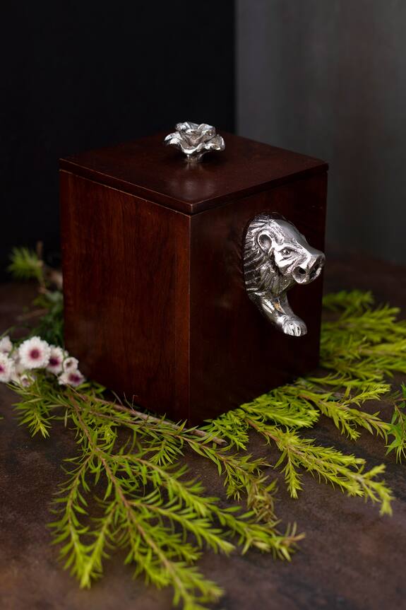 Buy House of Neeba Wood Square Shaped Box Online | Aza Fashions