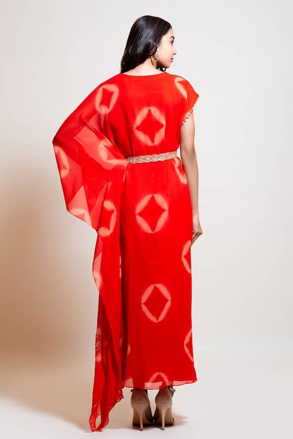 Buy Smriti by Anju Agarwal Red Shibori Pattern Kaftan Online | Aza Fashions