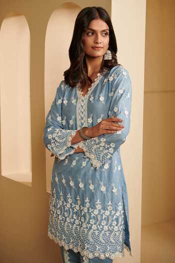 Buy Mulmul Blue Pure Mulmul Tilari Embroidered Kurta And Dhoti Pant Set ...