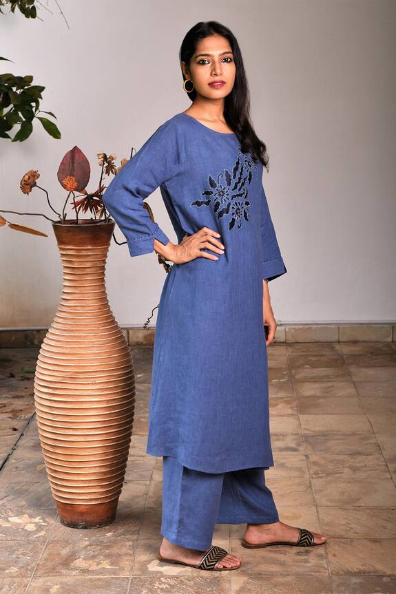 Buy Linen Bloom Blue Linen Embroidered Tunic Online | Aza Fashions