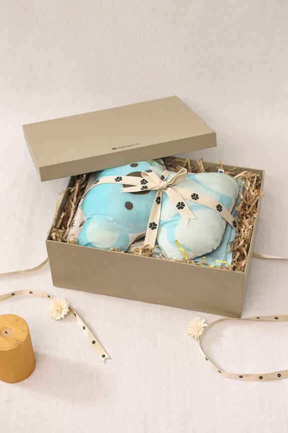 Buy House This The Curious Koala Gift Box Online | Aza Fashions